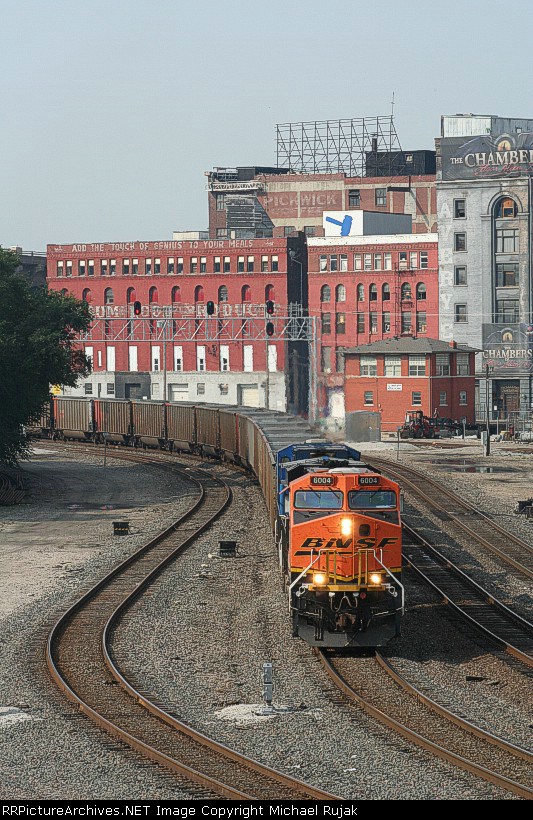 BNSF 6004